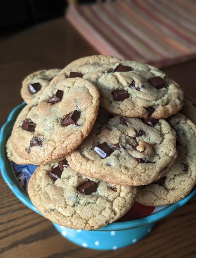 Semi-Sweet Chocolate Chunk Cookie: Perfect Recipe & Tips
